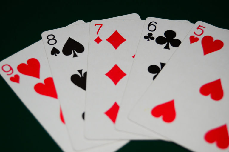 9 Ranking of Poker Hands that determines the Winner - Rohit